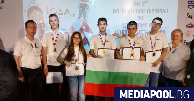 Български ученици взеха 5 медала на олимпиада по астрономия и астрофизика Mediapool Bg